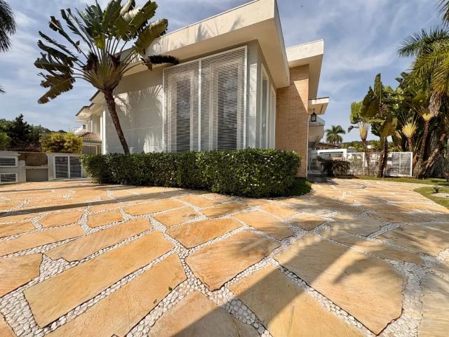 Casa / Sobrado em Condomínio para Venda em Guarujá/SP Balneário Praia do Pernambuco 4 Quartos