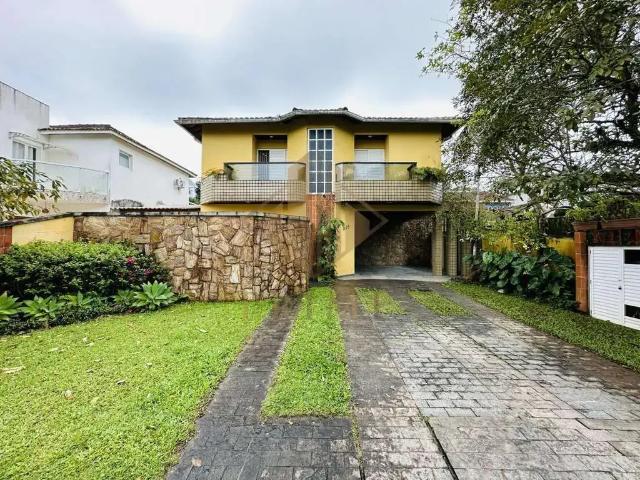 Casa / Sobrado em Condomínio para Venda em Guarujá/SP Balneário Praia do Pernambuco 4 Quartos