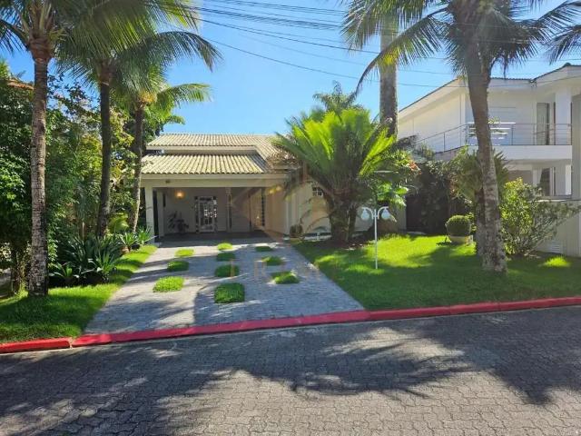 Casa / Sobrado em Condomínio para Venda em Guarujá/SP Balneário Praia do Pernambuco 4 Quartos