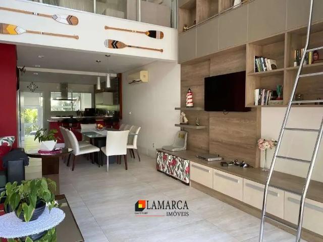 Casa / Sobrado em Condomínio para Venda em Guarujá/SP Balneário Praia do Pernambuco 5 Quartos