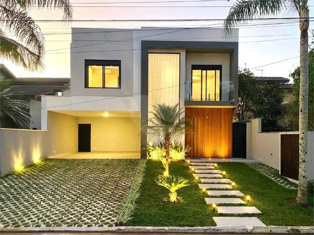 Casa / Sobrado em Condomínio para Venda em Guarujá/SP Balneário Praia do Pernambuco 5 Quartos