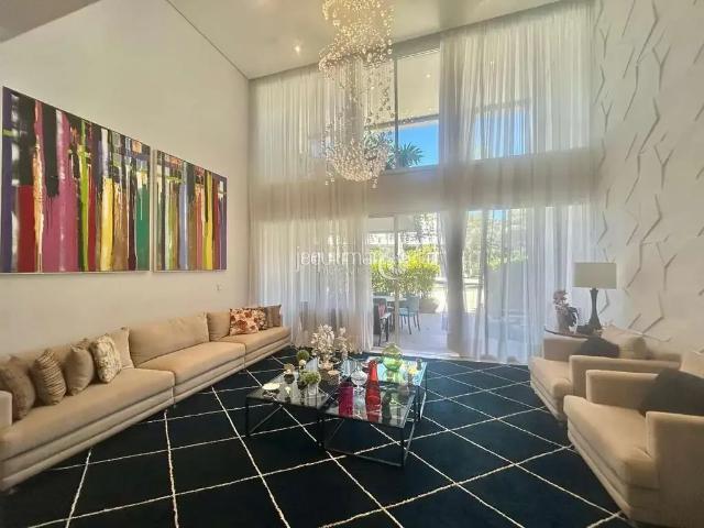 Casa / Sobrado em Condomínio para Venda em Guarujá/SP Balneário Praia do Pernambuco 5 Quartos