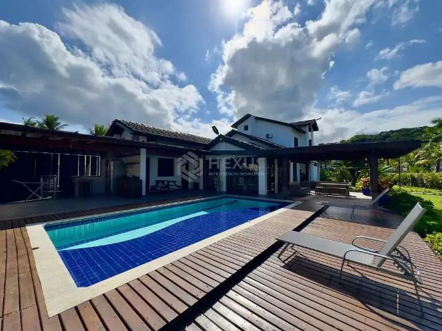 Casa / Sobrado em Condomínio para Venda em Guarujá/SP Balneário Praia do Pernambuco 5 Quartos