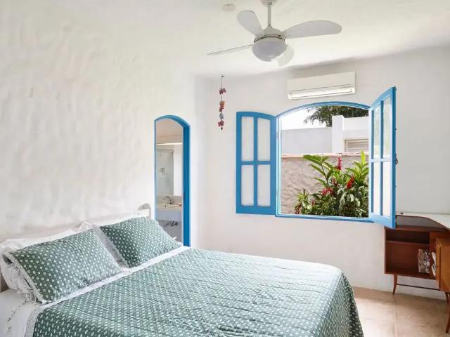 Casa / Sobrado em Condomínio para Venda em Guarujá/SP Balneário Praia do Pernambuco 5 Quartos