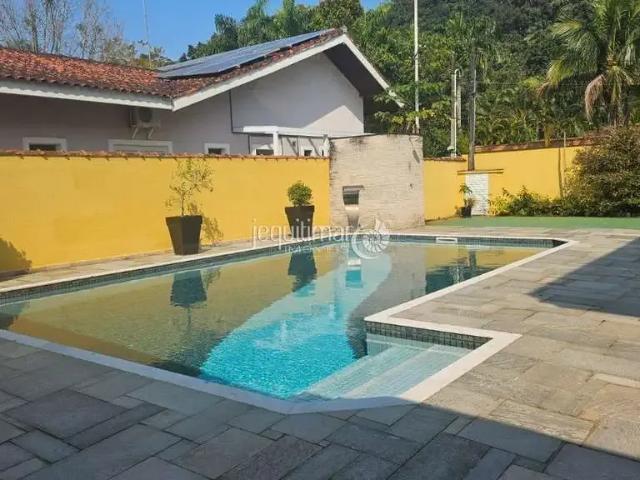 Casa / Sobrado em Condomínio para Venda em Guarujá/SP Balneário Praia do Pernambuco 5 Quartos