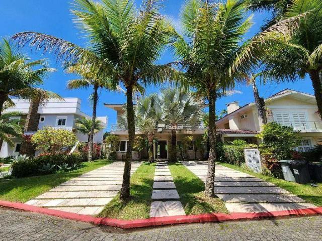 Casa / Sobrado em Condomínio para Venda em Guarujá/SP Balneário Praia do Pernambuco 5 Quartos