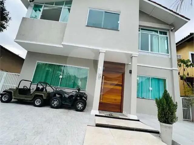 Casa / Sobrado em Condomínio para Venda em Guarujá/SP Balneário Praia do Pernambuco 6 Quartos