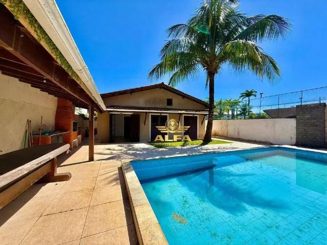 Casa / Sobrado em Condomínio para Venda em Guarujá/SP Balneário Praia do Pernambuco 3 Quartos