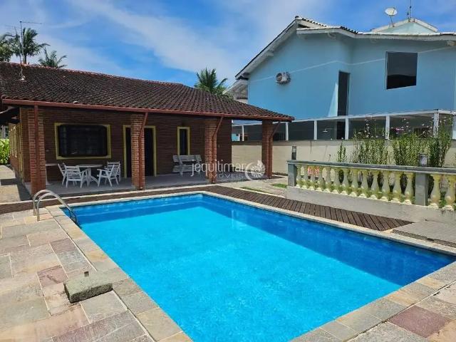 Casa / Sobrado em Condomínio para Venda em Guarujá/SP Balneário Praia do Pernambuco 3 Quartos