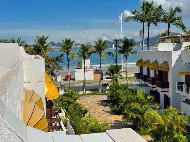 Casa / Sobrado em Condomínio para Venda em Guarujá/SP Enseada 3 Quartos