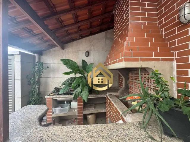 Casa / Sobrado em Condomínio para Venda em Guarujá/SP Enseada 3 Quartos