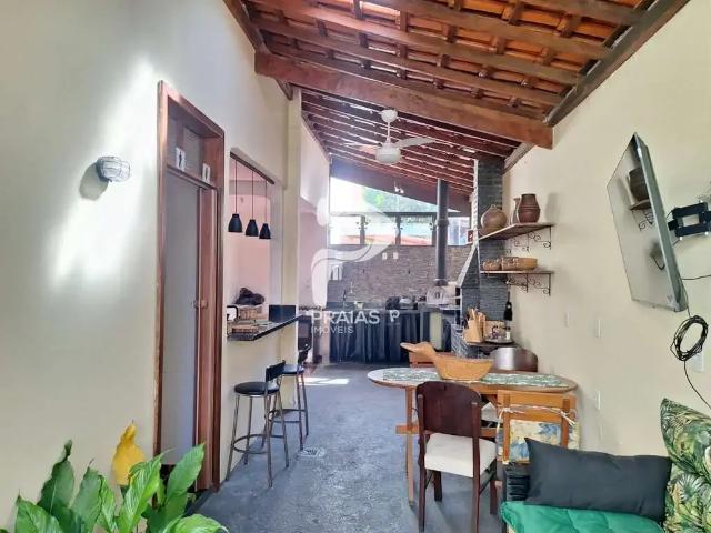 Casa / Sobrado em Condomínio para Venda em Guarujá/SP Enseada 3 Quartos