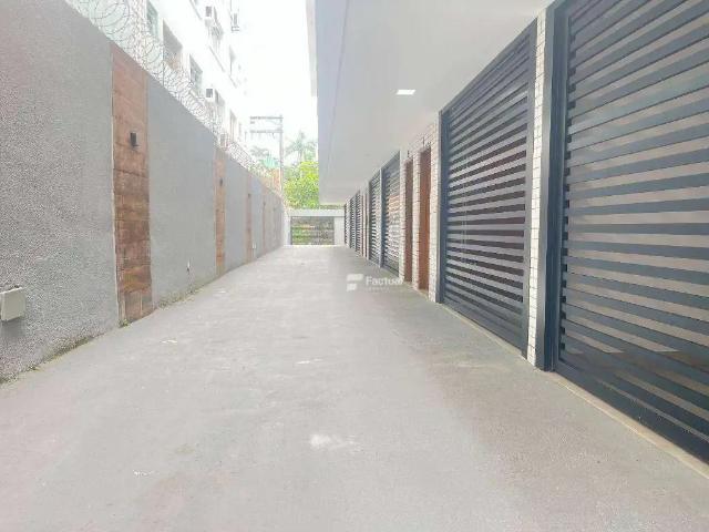Casa / Sobrado em Condomínio para Venda em Guarujá/SP Enseada 3 Quartos