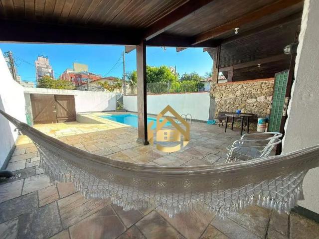 Casa / Sobrado em Condomínio para Venda em Guarujá/SP Enseada 3 Quartos