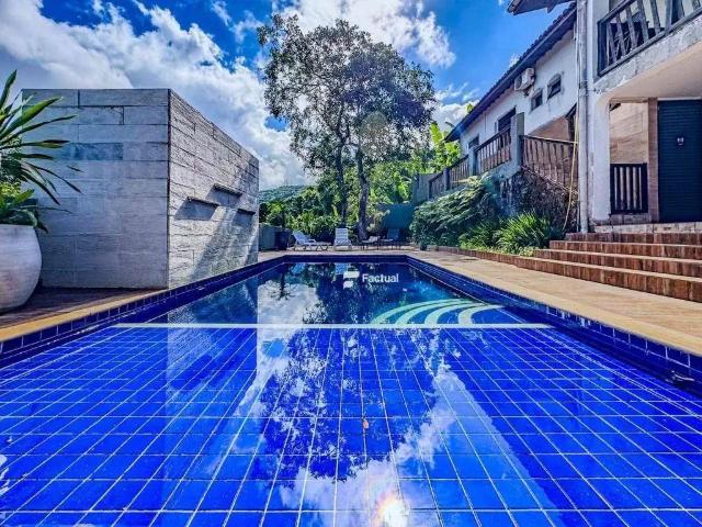 Casa / Sobrado em Condomínio para Venda em Guarujá/SP Enseada 3 Quartos