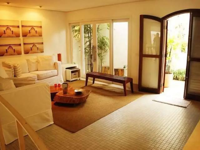 Casa / Sobrado em Condomínio para Venda em Guarujá/SP Enseada 3 Quartos
