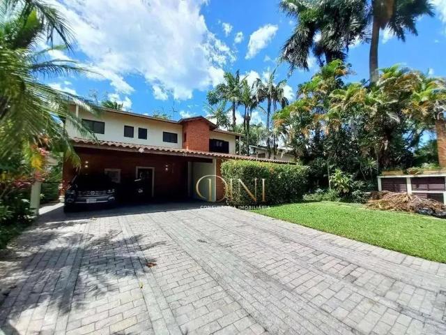 Casa / Sobrado em Condomínio para Venda em Guarujá/SP Enseada 4 Quartos