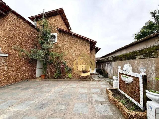 Casa / Sobrado em Condomínio para Venda em Guarujá/SP Enseada 4 Quartos