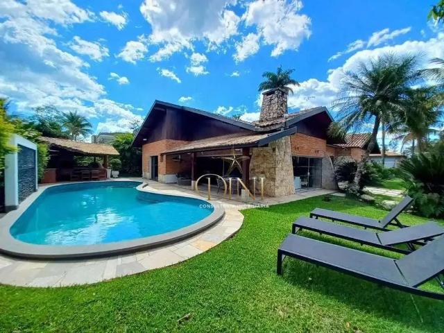 Casa / Sobrado em Condomínio para Venda em Guarujá/SP Enseada 5 Quartos