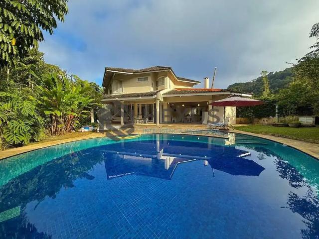 Casa / Sobrado em Condomínio para Venda em Guarujá/SP Enseada 5 Quartos