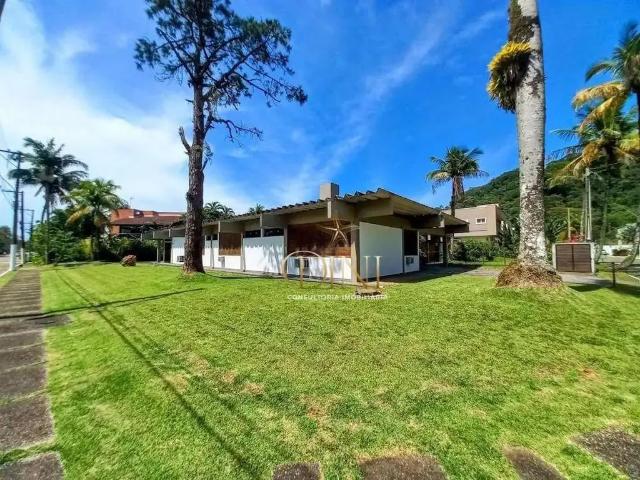 Casa / Sobrado em Condomínio para Venda em Guarujá/SP Enseada 5 Quartos
