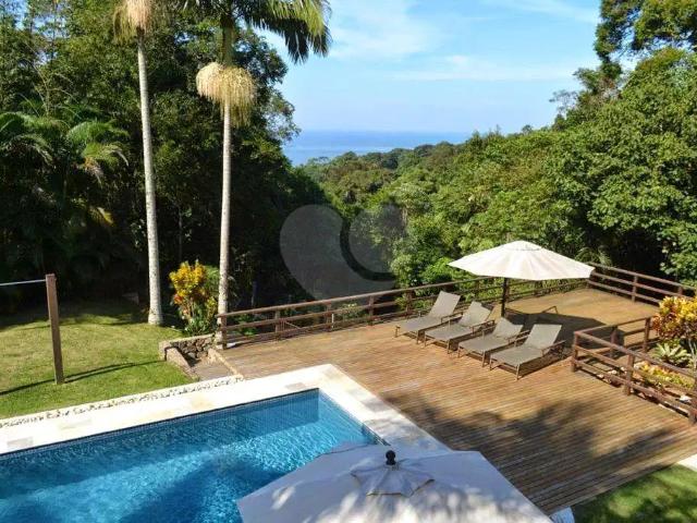 Casa / Sobrado em Condomínio para Venda em Guarujá/SP Marina Guarujá 5 Quartos