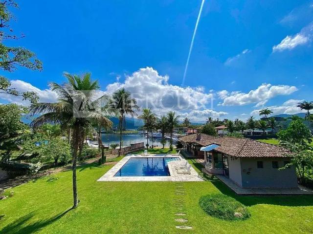 Casa / Sobrado em Condomínio para Venda em Guarujá/SP Marina Guarujá 5 Quartos