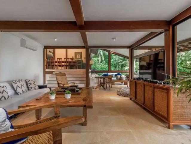 Casa / Sobrado em Condomínio para Venda em Guarujá/SP Parque Enseada 7 Quartos