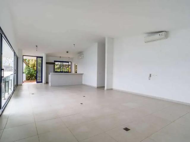 Casa / Sobrado em Condomínio para Venda em Guarujá/SP Parque Enseada 3 Quartos