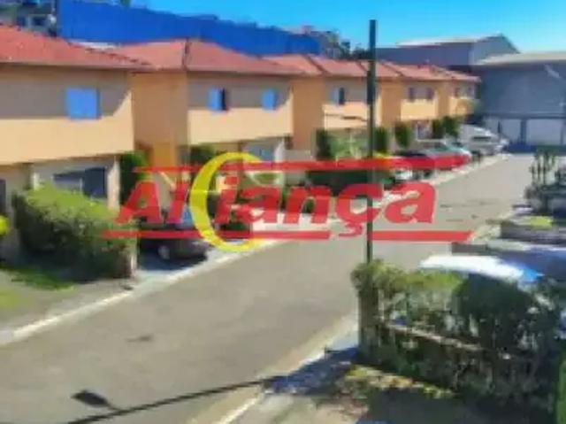 Casa / Sobrado em Condomínio para Venda em Guarulhos/SP Cidade Aracilia 3 Quartos
