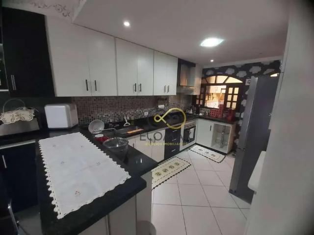 Casa / Sobrado em Condomínio para Venda em Guarulhos/SP Cocaia 4 Quartos