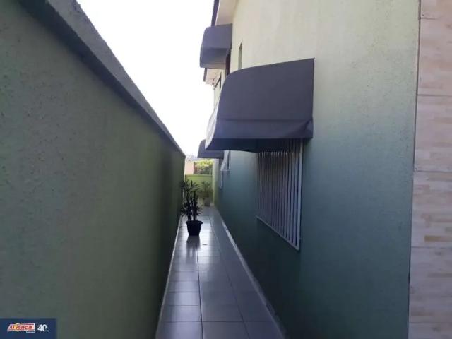 Casa / Sobrado em Condomínio para Venda em Guarulhos/SP Jardim Vila Galvão 3 Quartos