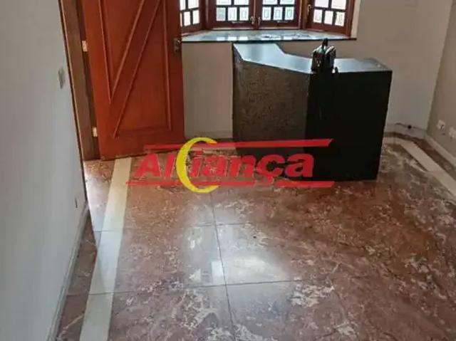 Casa / Sobrado em Condomínio para Venda em Guarulhos/SP Jardim Zaira 4 Quartos