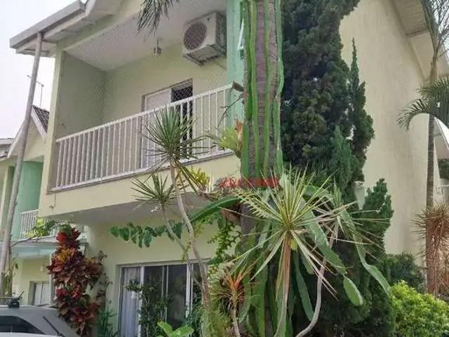 Casa / Sobrado em Condomínio para Venda em Guarulhos/SP Jardim Gopoúva 3 Quartos