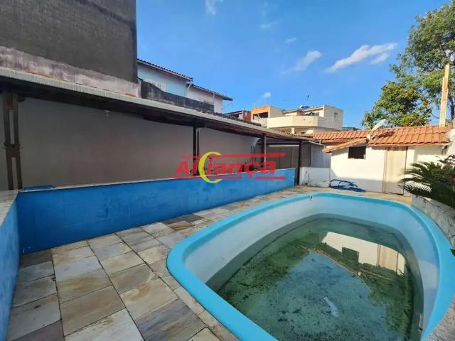 Casa / Sobrado em Condomínio para Venda em Guarulhos/SP Jardim Santa Clara 4 Quartos