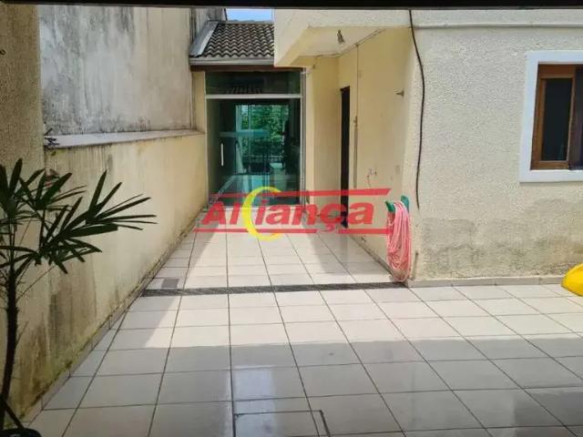 Casa / Sobrado em Condomínio para Venda em Guarulhos/SP Jardim Santa Clara 3 Quartos
