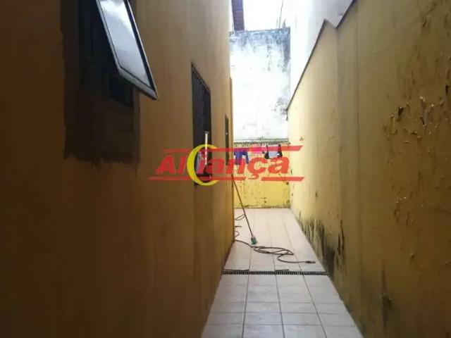 Casa / Sobrado em Condomínio para Venda em Guarulhos/SP Jardim Santa Clara 3 Quartos
