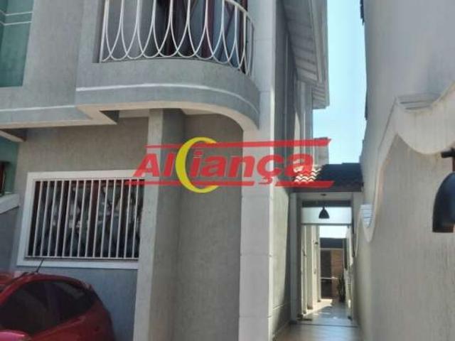 Casa / Sobrado em Condomínio para Venda em Guarulhos/SP Parque Renato Maia 3 Quartos