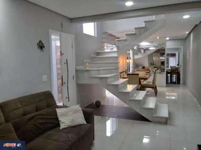 Casa / Sobrado em Condomínio para Venda em Guarulhos/SP Parque Renato Maia 3 Quartos