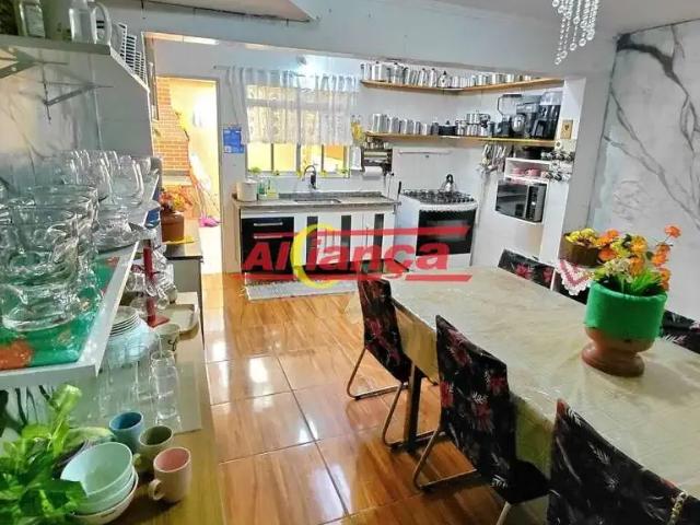 Casa / Sobrado em Condomínio para Venda em Guarulhos/SP Residencial Parque Cumbica 3 Quartos