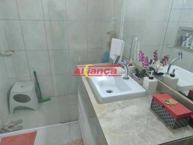 Casa / Sobrado em Condomínio para Venda em Guarulhos/SP Vila Carioca 3 Quartos