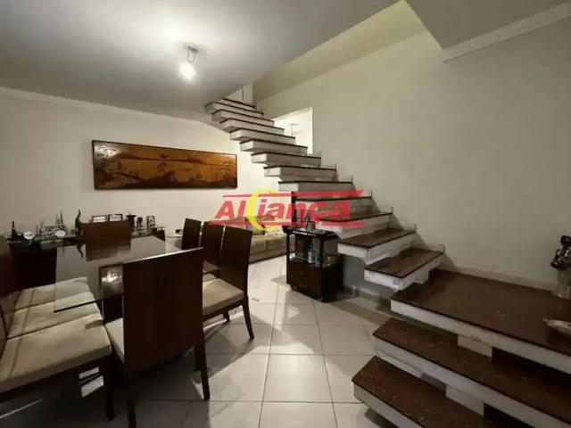 Casa / Sobrado em Condomínio para Venda em Guarulhos/SP Vila Adelaide Perella 4 Quartos