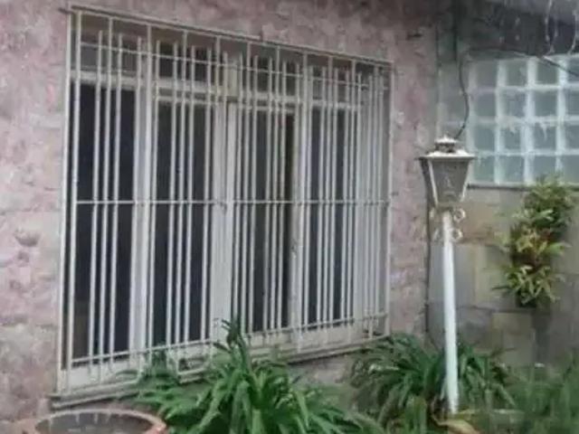 Casa / Sobrado em Condomínio para Venda em Guarulhos/SP Vila Galvão 3 Quartos