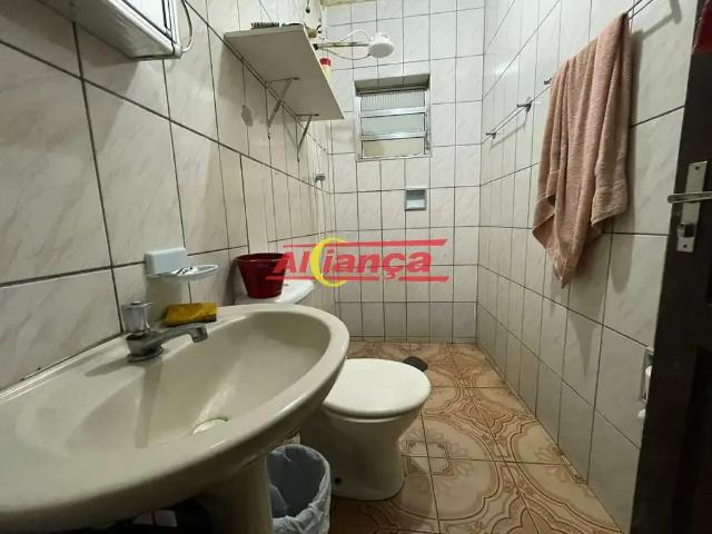 Casa / Sobrado em Condomínio para Venda em Guarulhos/SP Vila Flórida 5 Quartos