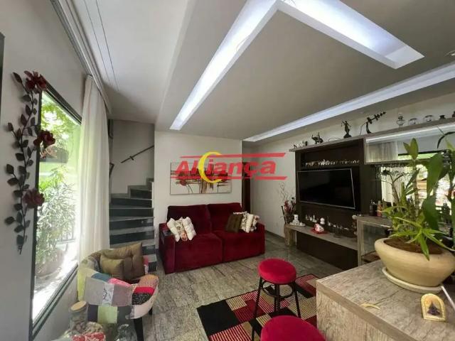 Casa / Sobrado em Condomínio para Venda em Guarulhos/SP Vila Moreira 3 Quartos