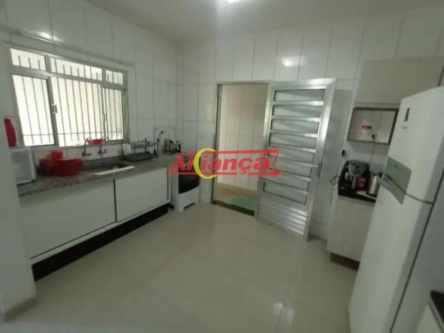 Casa / Sobrado em Condomínio para Venda em Guarulhos/SP Vila São João Batista 3 Quartos