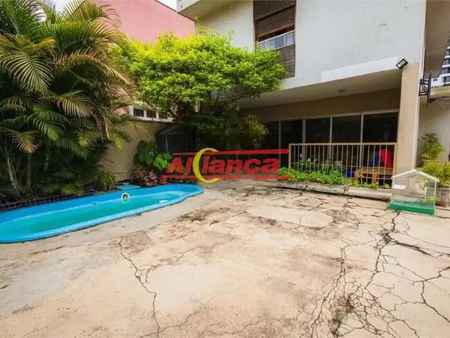 Casa / Sobrado em Condomínio para Venda em Guarulhos/SP Vila Rosália 5 Quartos