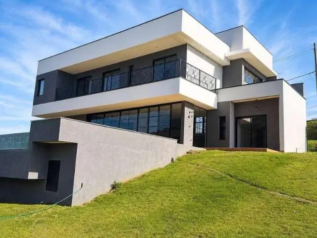 Casa / Sobrado em Condomínio para Venda em Guararema/SP Fazenda do Banco 4 Quartos