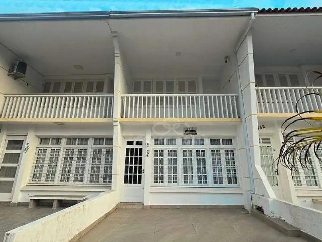 Casa / Sobrado em Condomínio para Venda em Guaratuba/PR Centro 3 Quartos