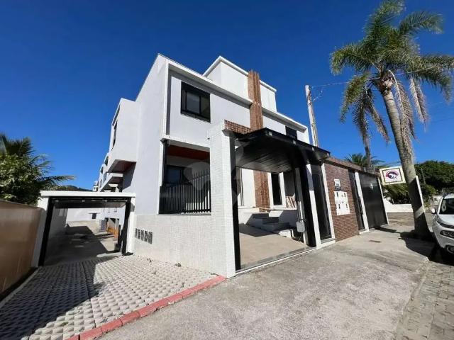 Casa / Sobrado em Condomínio para Venda em Garopaba/SC Centro 2 Quartos